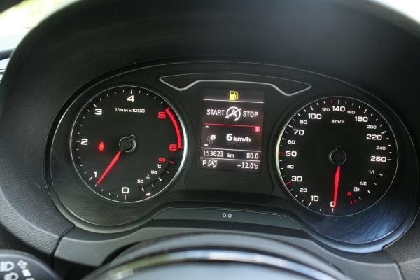 Black Audi A3 2014 in Kaunas, with an engine capacity of 1.60 L and mileage of 150 thousand km for 9200 €, photo 8 on AUTOMOTO.COM.LV
