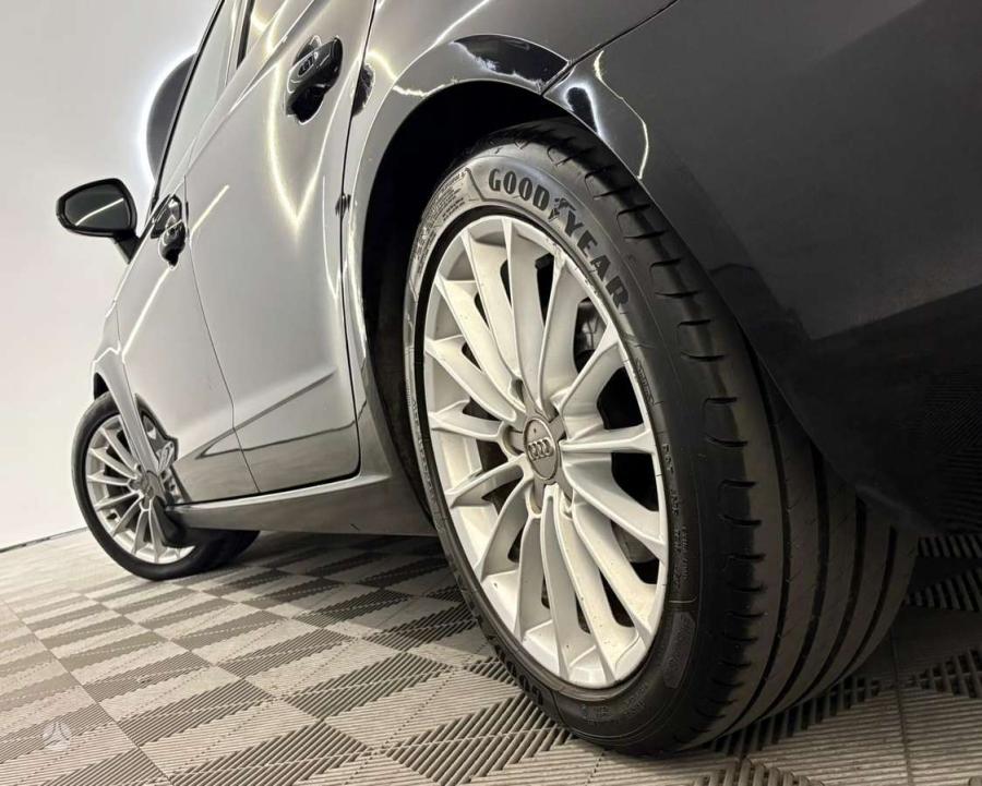 Black Audi A3 2014 in Marijampole, with an engine capacity of 1.60 L and mileage of 443 thousand km for 5250 €, photo 14 on AUTOMOTO.COM.LV