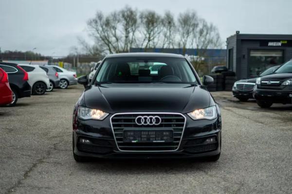 Black Audi A3 2015 in Liepaja, with an engine capacity of 1.60 L and mileage of 268 thousand km for 10950 €, photo 6 on AUTOMOTO.COM.LV