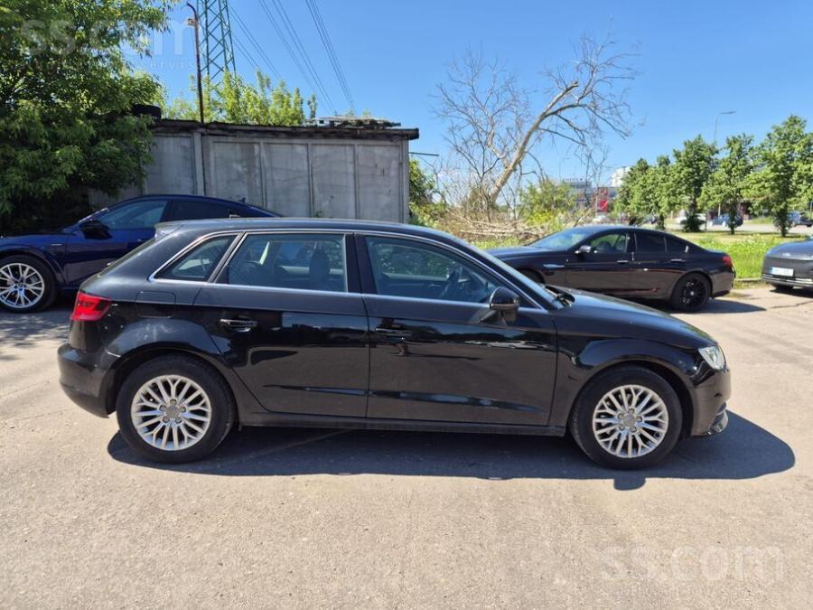 Black Audi A3 2015 in Riga, with an engine capacity of 1.40 L and mileage of 251 thousand km for 9490 €, photo 6 on AUTOMOTO.COM.LV