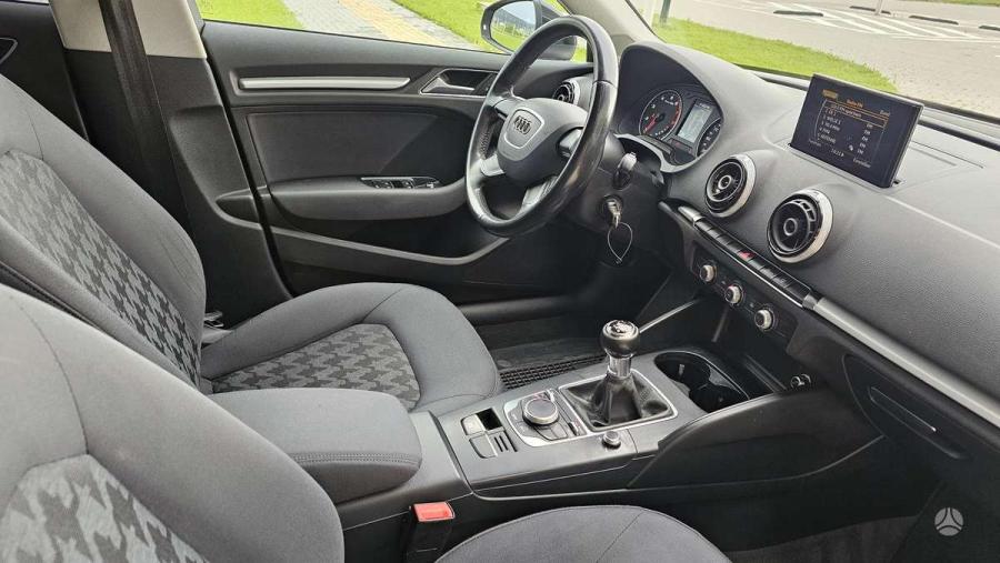 Black Audi A3 2015 in Kaunas, with an engine capacity of 1.20 L and mileage of 201 thousand km for 6450 €, photo 15 on AUTOMOTO.COM.LV