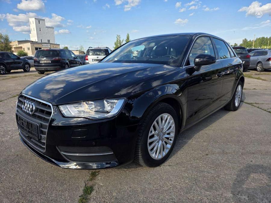Black Audi A3 2015 in Utena, with an engine capacity of 1.60 L and mileage of 282 thousand km for 6700 €, photo 3 on AUTOMOTO.COM.LV
