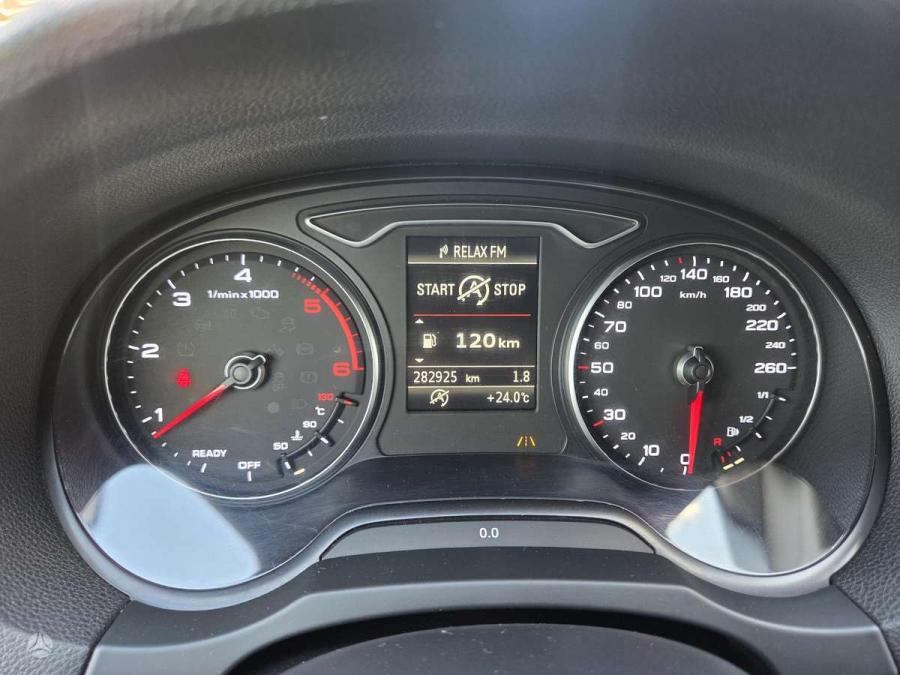 Black Audi A3 2015 in Utena, with an engine capacity of 1.60 L and mileage of 282 thousand km for 6700 €, photo 10 on AUTOMOTO.COM.LV