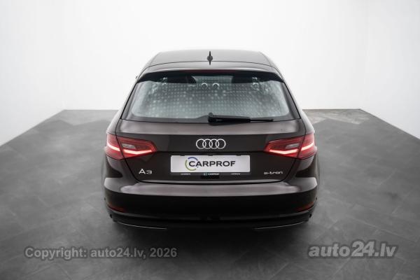 Audi A3 2015 Tallina vietnē Melns Audi A3 2015 Tallina, ar dzinēja tilpumu 1.40 L un nobraukumu 202 tūkst. km par 9999 €, foto 7 vietnē AUTOMOTO.COM.LV