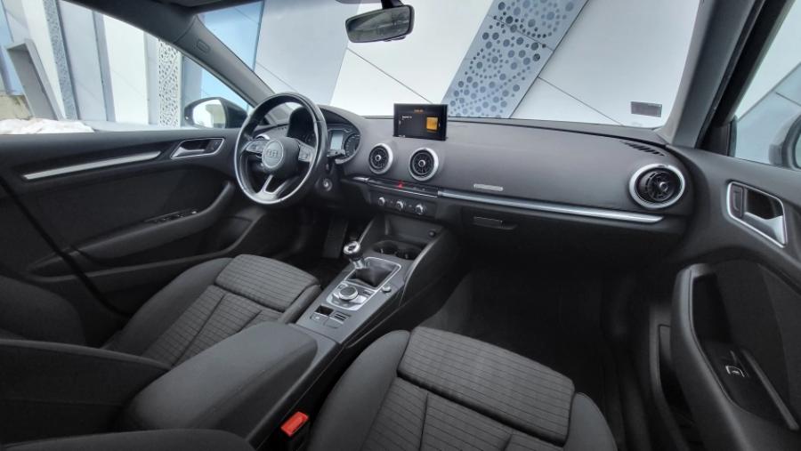 Black Audi A3 2016 in Riga, with an engine capacity of 1.60 L and mileage of 174 thousand km for 12100 €, photo 11 on AUTOMOTO.COM.LV