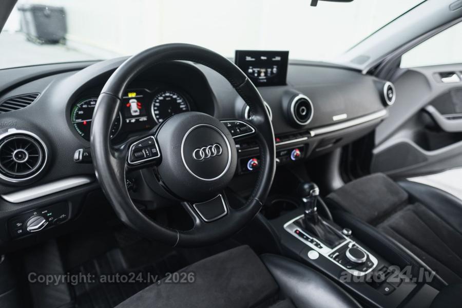 Black Audi A3 2016 in Tallinn, with an engine capacity of 1.40 L and mileage of 210 thousand km for 9999 €, photo 17 on AUTOMOTO.COM.LV