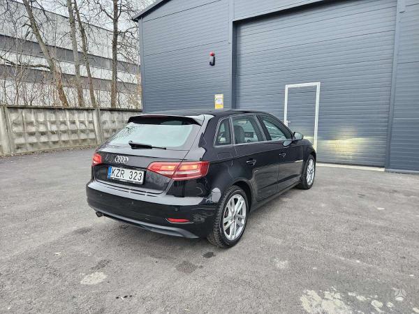 Black Audi A3 2017 in Kaunas, with an engine capacity of 1.60 L and mileage of 110 thousand km for 6500 €, photo 8 on AUTOMOTO.COM.LV