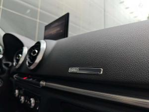 Melns Audi A3 2018 Klaipėda, ar dzinēja tilpumu 0.00 L un nobraukumu 220 tūkst. km par 9999 €, foto 51 vietnē AUTOMOTO.COM.LV