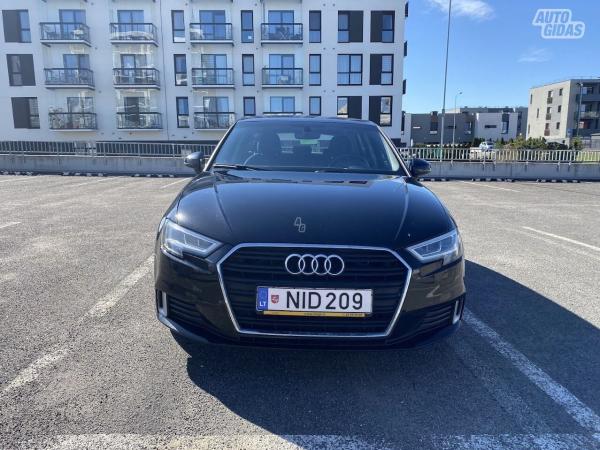 Melns Audi A3 2019 Viļņa, ar dzinēja tilpumu 1.60 L un nobraukumu 194 tūkst. km par 12000 €, foto  vietnē AUTOMOTO.COM.LV