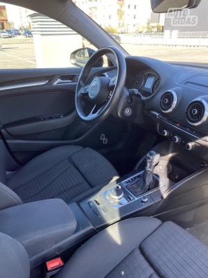 Melns Audi A3 2019 Viļņa, ar dzinēja tilpumu 1.60 L un nobraukumu 194 tūkst. km par 12000 €, foto 9 vietnē AUTOMOTO.COM.LV