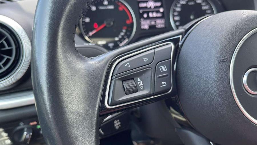 Melns Audi A3 2019 Marijampole, ar dzinēja tilpumu 1.60 L un nobraukumu 252 tūkst. km par 12250 €, foto 31 vietnē AUTOMOTO.COM.LV