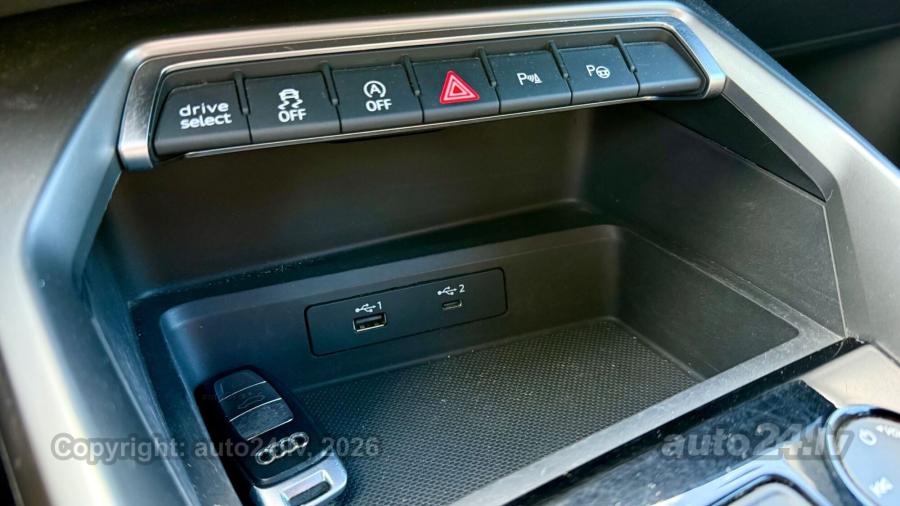 Black Audi A3 2020 in Tallinn, with an engine capacity of 1.50 L and mileage of 156 thousand km for 19800 €, photo 18 on AUTOMOTO.COM.LV