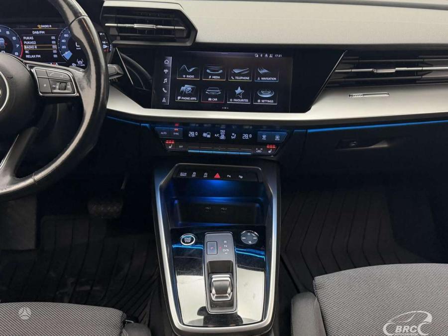 Melns Audi A3 2021 Viļņa, ar dzinēja tilpumu 1.50 L un nobraukumu 165 tūkst. km par 18700 €, foto 15 vietnē AUTOMOTO.COM.LV