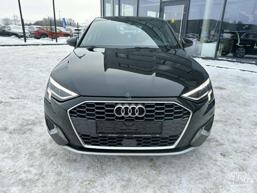 Melns Audi A3 2021 Kauņa, ar dzinēja tilpumu 1.00 L un nobraukumu 175 tūkst. km par 16900 €, foto 2 vietnē AUTOMOTO.COM.LV