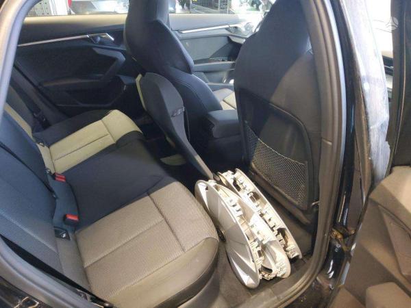 Melns Audi A3 2023 Viļņa, ar dzinēja tilpumu 1.50 L un nobraukumu 91 tūkst. km par 24565 €, foto 10 vietnē AUTOMOTO.COM.LV