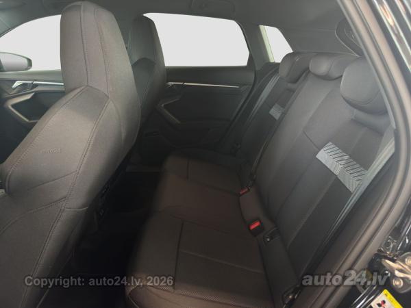 Melns Audi A3 2025 Tallina, ar dzinēja tilpumu 2.00 L un nobraukumu 8 tūkst. km par 36500 €, foto 8 vietnē AUTOMOTO.COM.LV