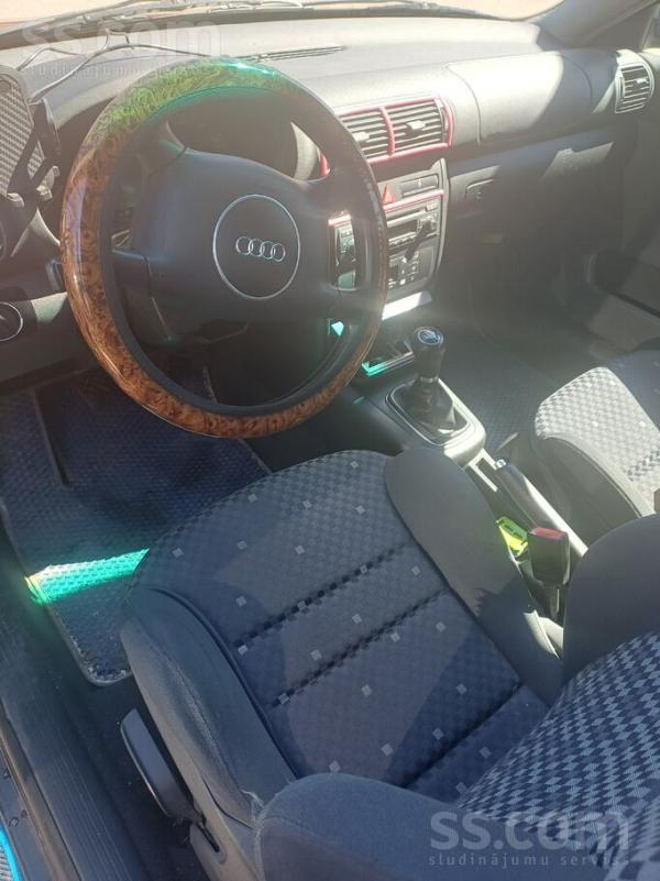 Black Audi A3 2002 in Riga, with an engine capacity of 1.90 L and mileage of 300 thousand km for 1650 €, photo 3 on AUTOMOTO.COM.LV