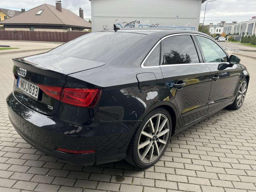 Black Audi A3 2014 in Kaunas, with an engine capacity of 2.00 L and mileage of 280 thousand km for 9000 €, photo 3 on AUTOMOTO.COM.LV