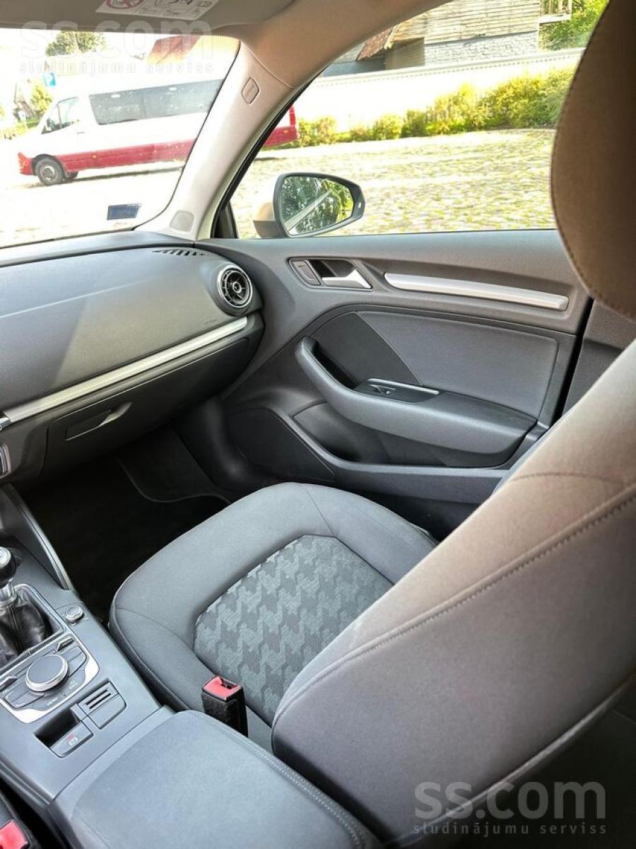 Melns Audi A3 2014 Kuldīga, ar dzinēja tilpumu 1.60 L un nobraukumu 201 tūkst. km par 9100 €, foto 5 vietnē AUTOMOTO.COM.LV