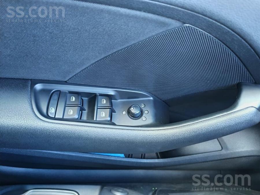 Melns Audi A3 2015 Rīga, ar dzinēja tilpumu 2.00 L un nobraukumu 225 tūkst. km par 8750 €, foto 6 vietnē AUTOMOTO.COM.LV