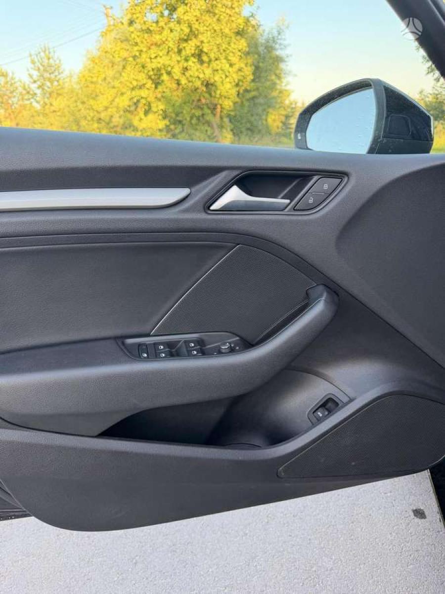 Black Audi A3 2015 in Kaunas, with an engine capacity of 2.00 L and mileage of 260 thousand km for 10500 €, photo 15 on AUTOMOTO.COM.LV