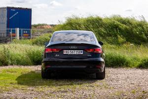 Black Audi A3 2017 in Riga, with an engine capacity of 2.00 L and mileage of 191 thousand km for 13995 €, photo 7 on AUTOMOTO.COM.LV