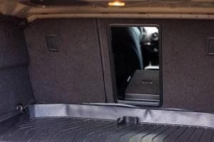 Black Audi A3 2017 in Riga, with an engine capacity of 2.00 L and mileage of 191 thousand km for 13995 €, photo 12 on AUTOMOTO.COM.LV