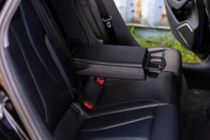 Black Audi A3 2017 in Riga, with an engine capacity of 2.00 L and mileage of 191 thousand km for 13995 €, photo 15 on AUTOMOTO.COM.LV