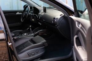 Black Audi A3 2017 in Riga, with an engine capacity of 2.00 L and mileage of 191 thousand km for 13995 €, photo 16 on AUTOMOTO.COM.LV