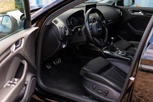 Black Audi A3 2017 in Riga, with an engine capacity of 2.00 L and mileage of 191 thousand km for 13995 €, photo 20 on AUTOMOTO.COM.LV