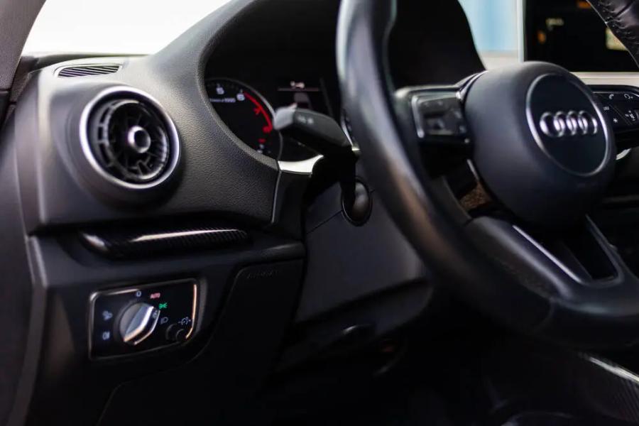 Black Audi A3 2017 in Riga, with an engine capacity of 2.00 L and mileage of 191 thousand km for 13995 €, photo 22 on AUTOMOTO.COM.LV