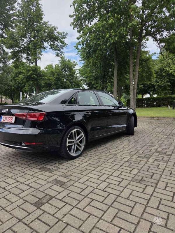 Black Audi A3 2017 in Marijampole, with an engine capacity of 2.00 L and mileage of 116 thousand km for 14000 €, photo 3 on AUTOMOTO.COM.LV