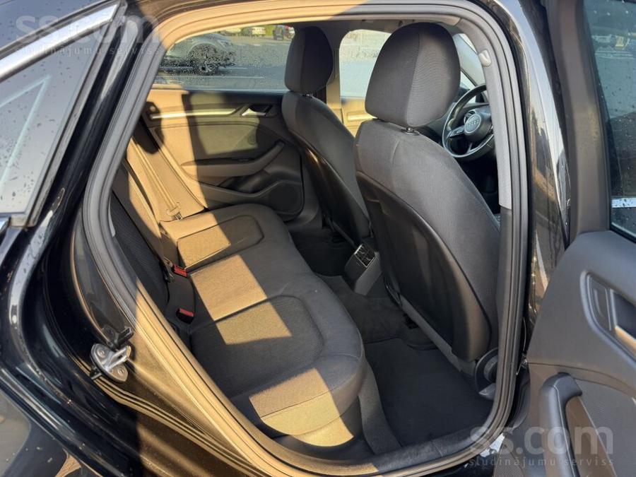 Black Audi A3 2018 in Riga, with an engine capacity of 1.50 L and mileage of 126 thousand km for 12990 €, photo 8 on AUTOMOTO.COM.LV