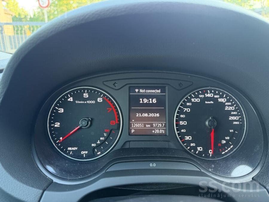 Black Audi A3 2018 in Riga, with an engine capacity of 1.50 L and mileage of 126 thousand km for 12990 €, photo 14 on AUTOMOTO.COM.LV