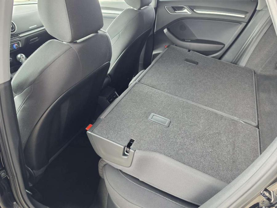 Melns Audi A3 2018 Jonava, ar dzinēja tilpumu 2.00 L un nobraukumu 207 tūkst. km par 14650 €, foto 33 vietnē AUTOMOTO.COM.LV