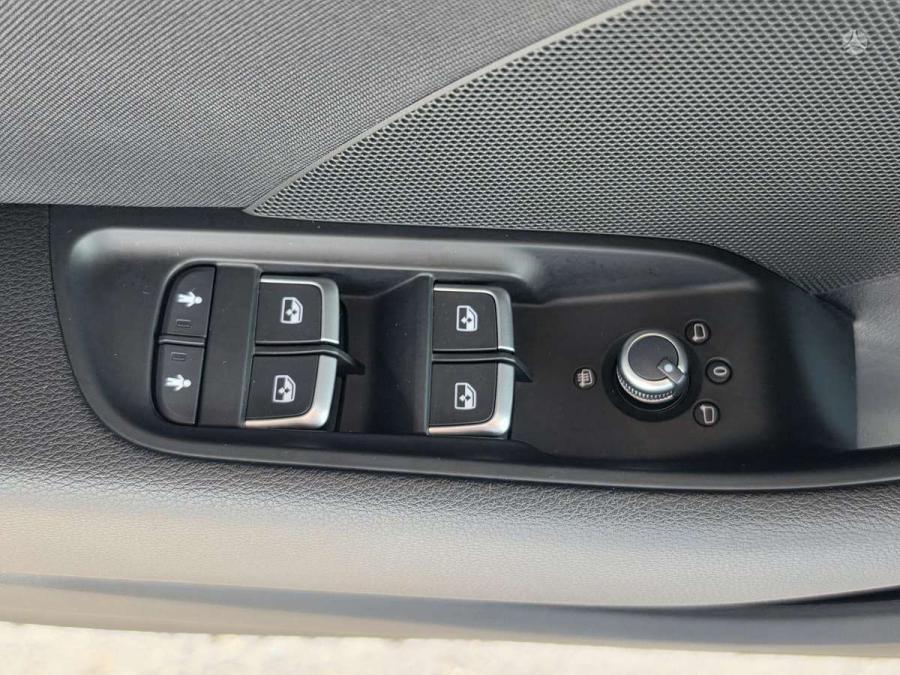 Melns Audi A3 2018 Jonava, ar dzinēja tilpumu 2.00 L un nobraukumu 207 tūkst. km par 14650 €, foto 40 vietnē AUTOMOTO.COM.LV