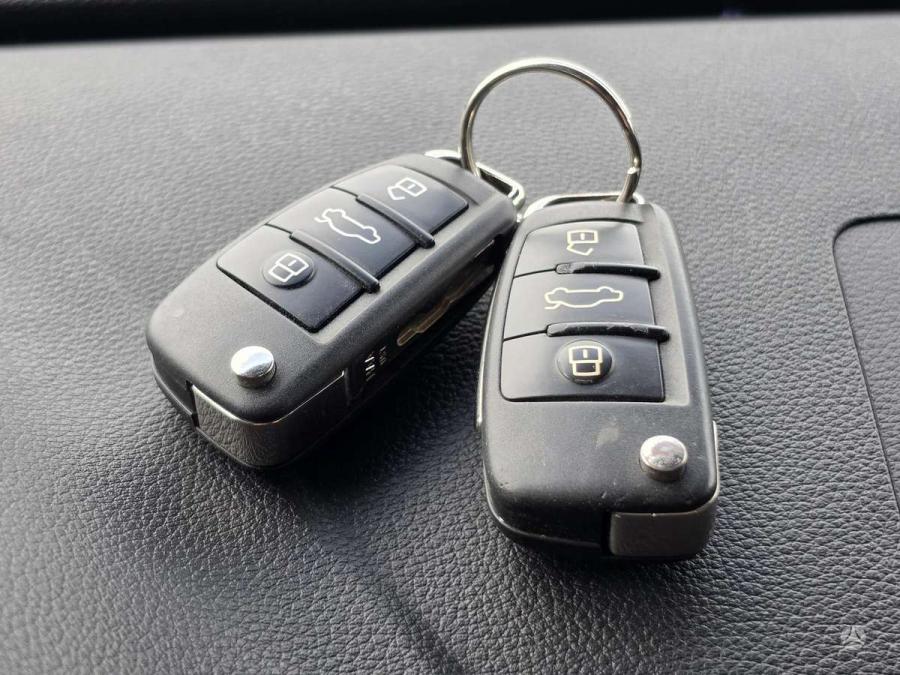 Melns Audi A3 2018 Jonava, ar dzinēja tilpumu 2.00 L un nobraukumu 207 tūkst. km par 14650 €, foto 42 vietnē AUTOMOTO.COM.LV