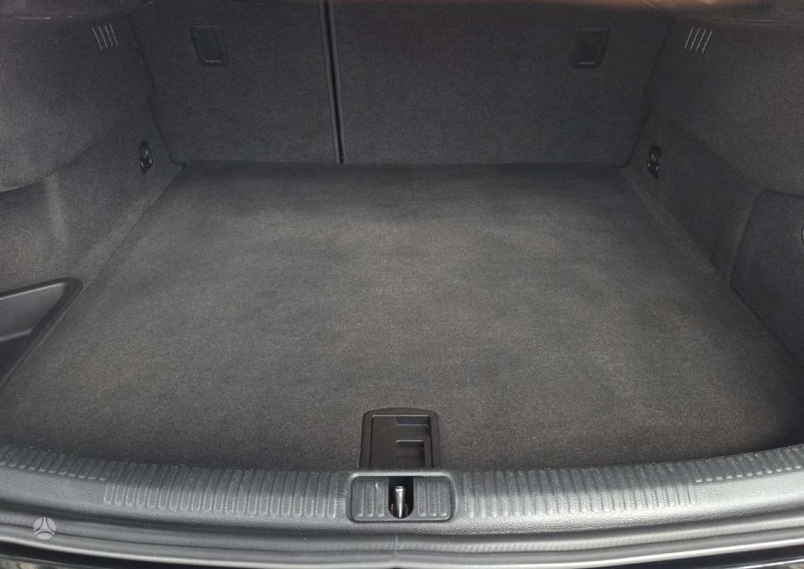 Melns Audi A3 2018 Jonava, ar dzinēja tilpumu 2.00 L un nobraukumu 207 tūkst. km par 14650 €, foto 43 vietnē AUTOMOTO.COM.LV
