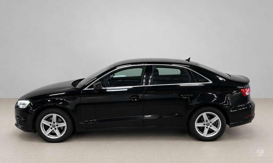 Black Audi A3 2018 in Kaunas, with an engine capacity of 1.50 L and mileage of 103 thousand km for 15400 €, photo 3 on AUTOMOTO.COM.LV