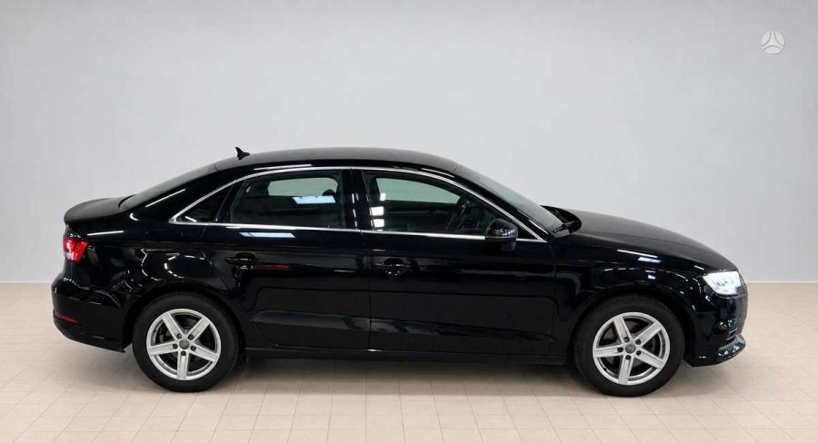 Black Audi A3 2018 in Kaunas, with an engine capacity of 1.50 L and mileage of 103 thousand km for 15400 €, photo 4 on AUTOMOTO.COM.LV
