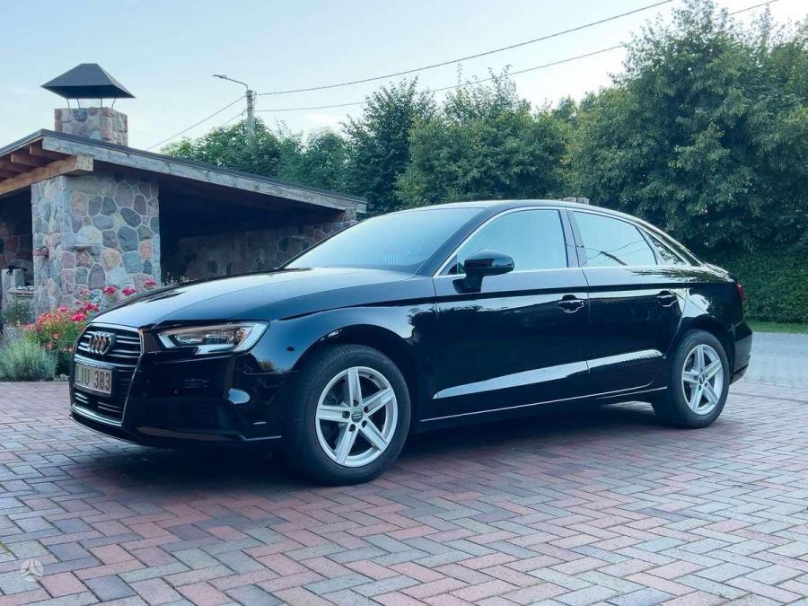 Melns Audi A3 2020 Viļņa, ar dzinēja tilpumu 1.50 L un nobraukumu 88 tūkst. km par 19000 €, foto 3 vietnē AUTOMOTO.COM.LV