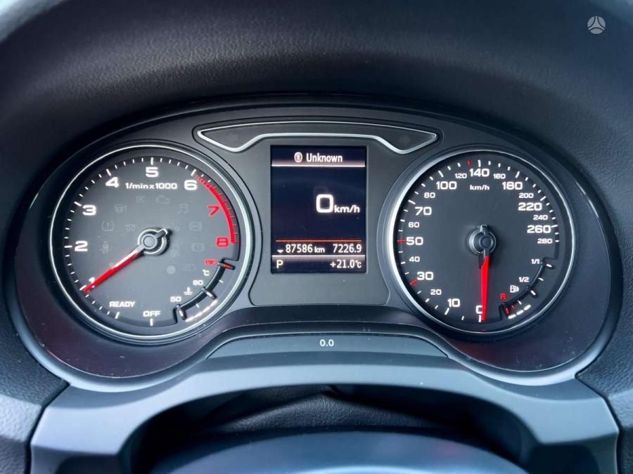 Melns Audi A3 2020 Viļņa, ar dzinēja tilpumu 1.50 L un nobraukumu 88 tūkst. km par 19000 €, foto 9 vietnē AUTOMOTO.COM.LV