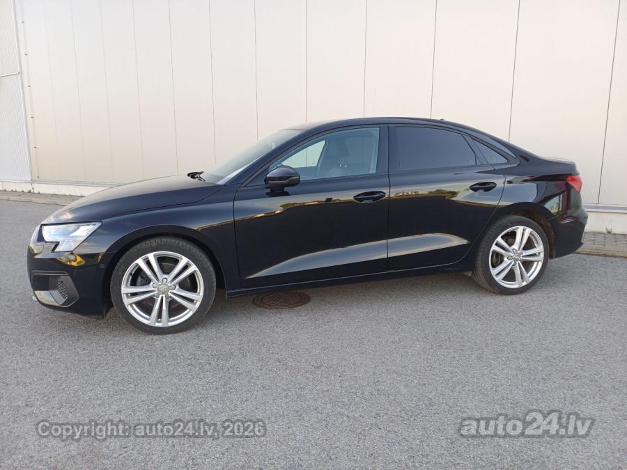 Black Audi A3 2021 in Voru, with an engine capacity of 1.50 L and mileage of 209 thousand km for 19000 €, photo 10 on AUTOMOTO.COM.LV