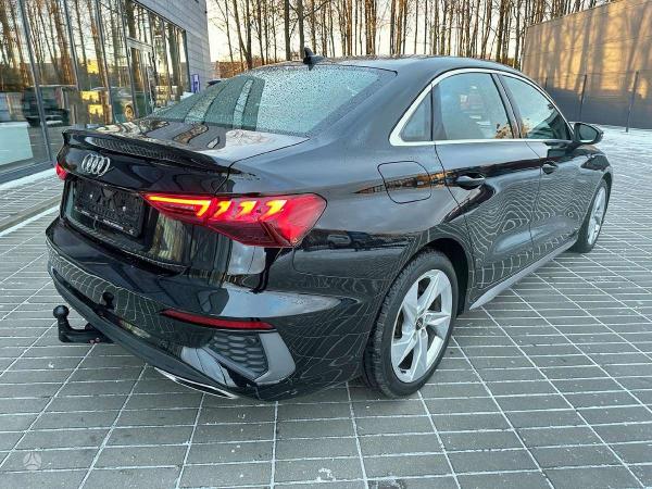Melns Audi A3 2022 Kauņa, ar dzinēja tilpumu 1.00 L un nobraukumu 181 tūkst. km par 18900 €, foto 4 vietnē AUTOMOTO.COM.LV