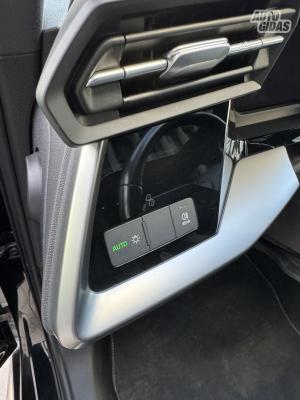 Black Audi A3 2022 in Vilnius, with an engine capacity of 2.00 L and mileage of 126 thousand km for 17900 €, photo 10 on AUTOMOTO.COM.LV