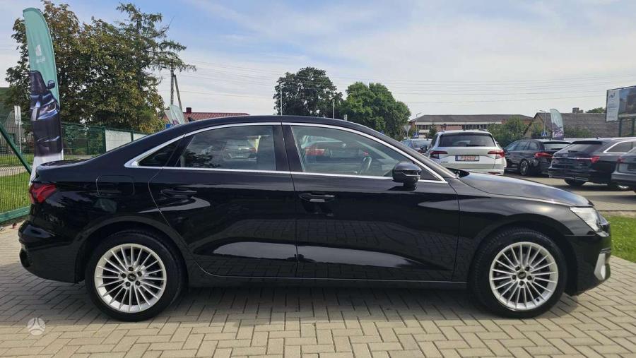Black Audi A3 2022 in Prienai, with an engine capacity of 1.00 L and mileage of 176 thousand km for 14600 €, photo 8 on AUTOMOTO.COM.LV