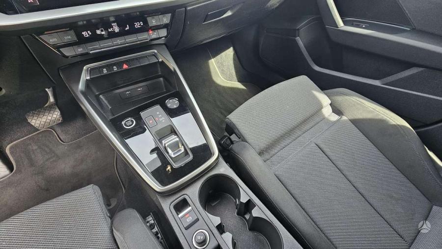 Black Audi A3 2022 in Prienai, with an engine capacity of 1.00 L and mileage of 176 thousand km for 14600 €, photo 18 on AUTOMOTO.COM.LV