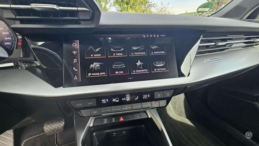 Black Audi A3 2022 in Prienai, with an engine capacity of 1.00 L and mileage of 176 thousand km for 14600 €, photo 19 on AUTOMOTO.COM.LV