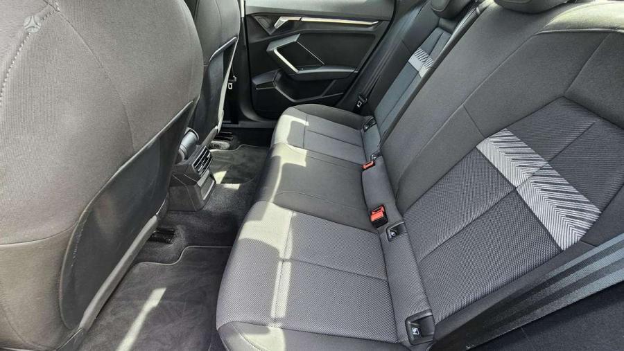 Black Audi A3 2022 in Prienai, with an engine capacity of 1.00 L and mileage of 176 thousand km for 14600 €, photo 23 on AUTOMOTO.COM.LV