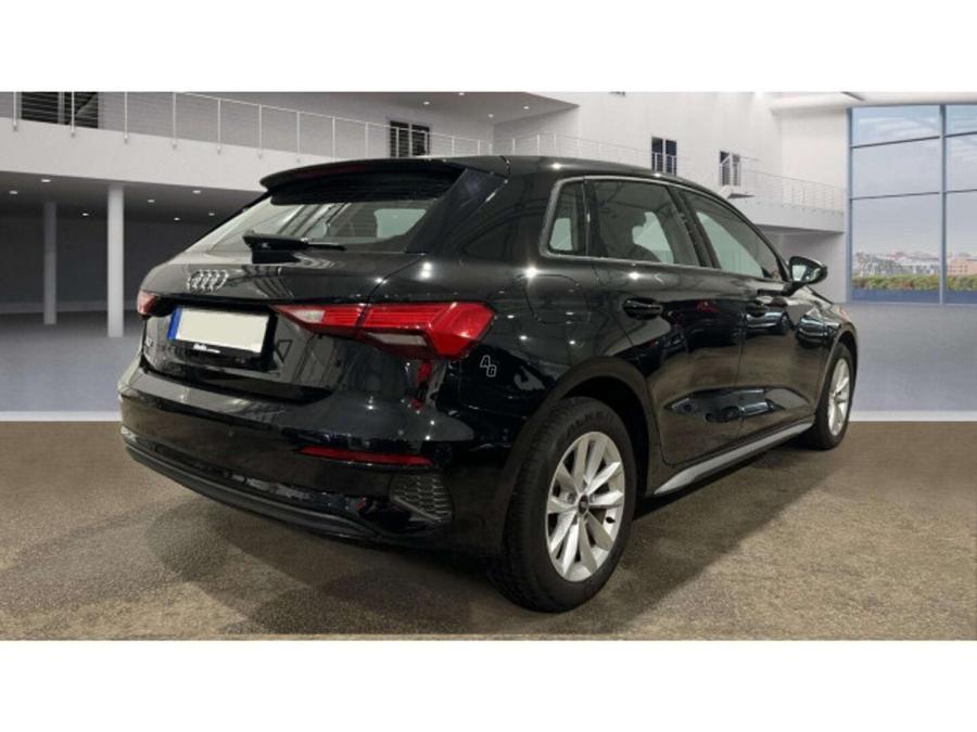 Melns Audi A3 2023 Kauņa, ar dzinēja tilpumu 1.50 L un nobraukumu 17 tūkst. km par 30380 €, foto 3 vietnē AUTOMOTO.COM.LV